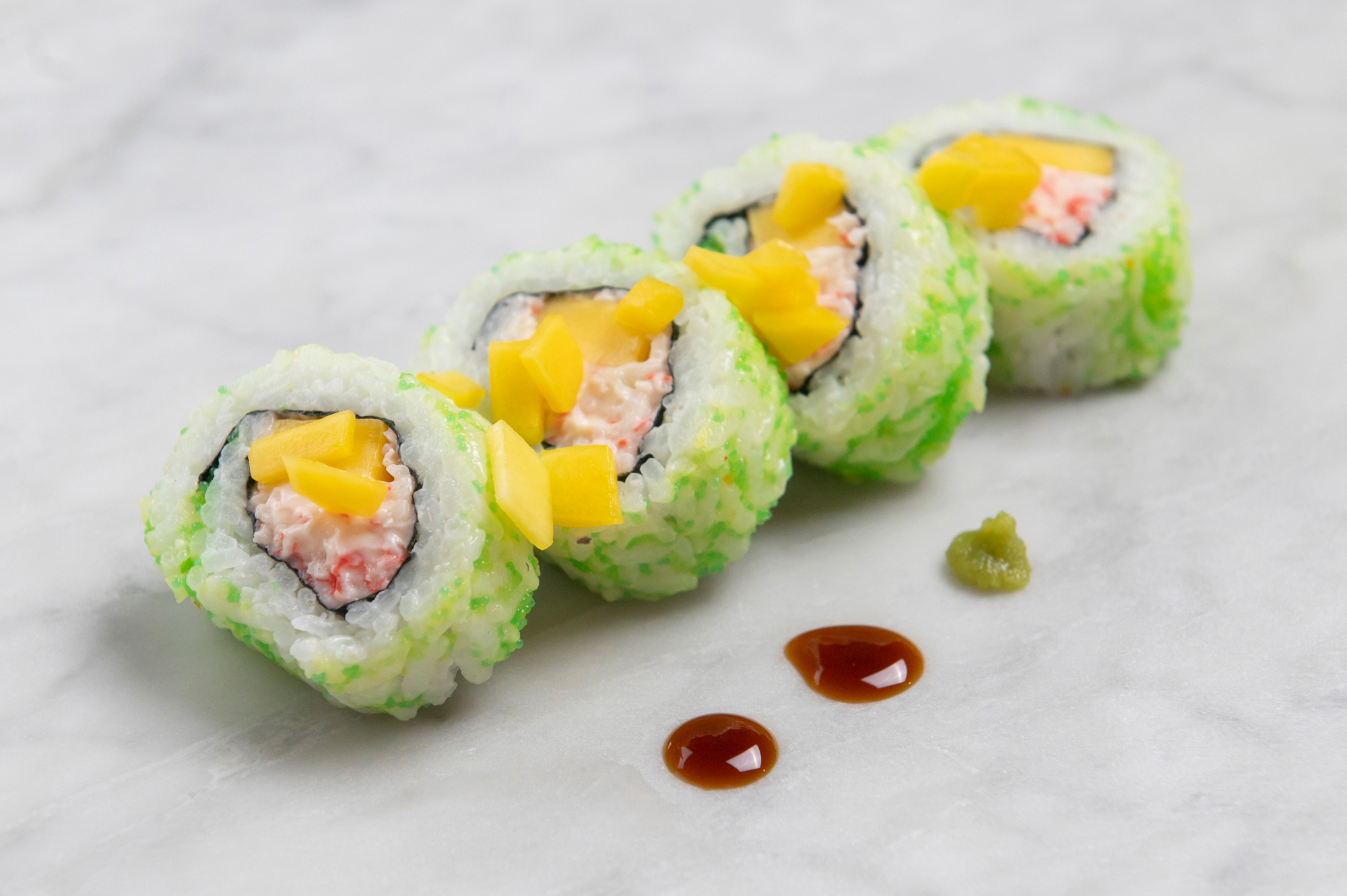 Sushi Ura Maki Krab Mango Avocado - Dé viswinkel van Katwijk & Noordwijk